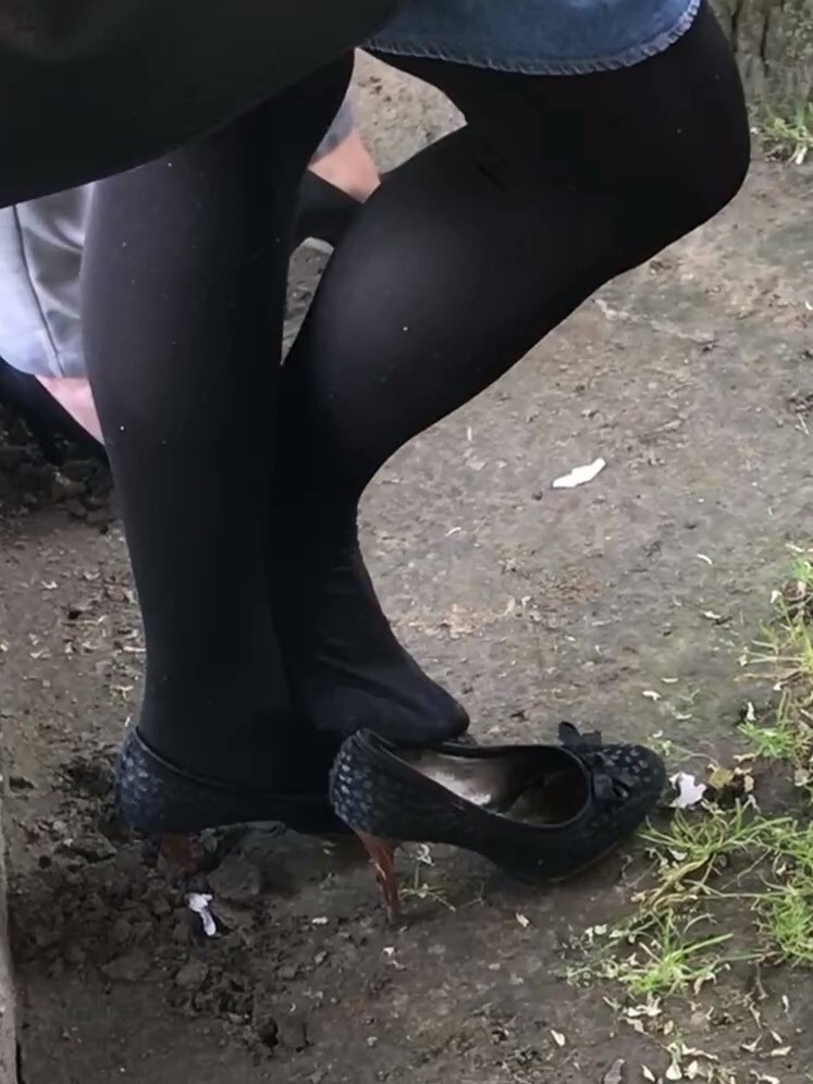 Candid Standing Shoeplay Show Part 1 Footfetishworld Boosty