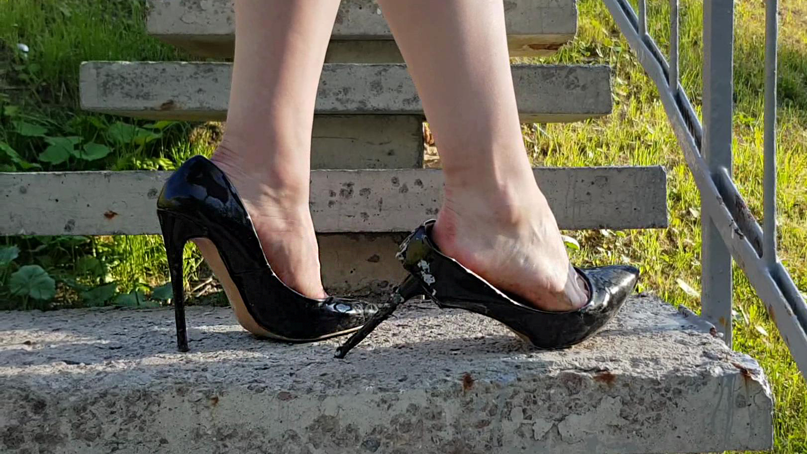 high heels abused, broken high heels, ruined high heels, trample shoes ...