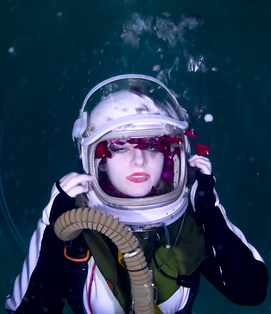 Cyber Space Suit Test Олевия Кибер Boosty