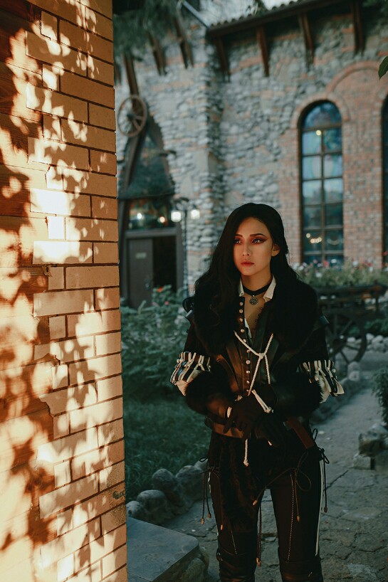 Emily Grafomanka - эксклюзивный контент на Boosty