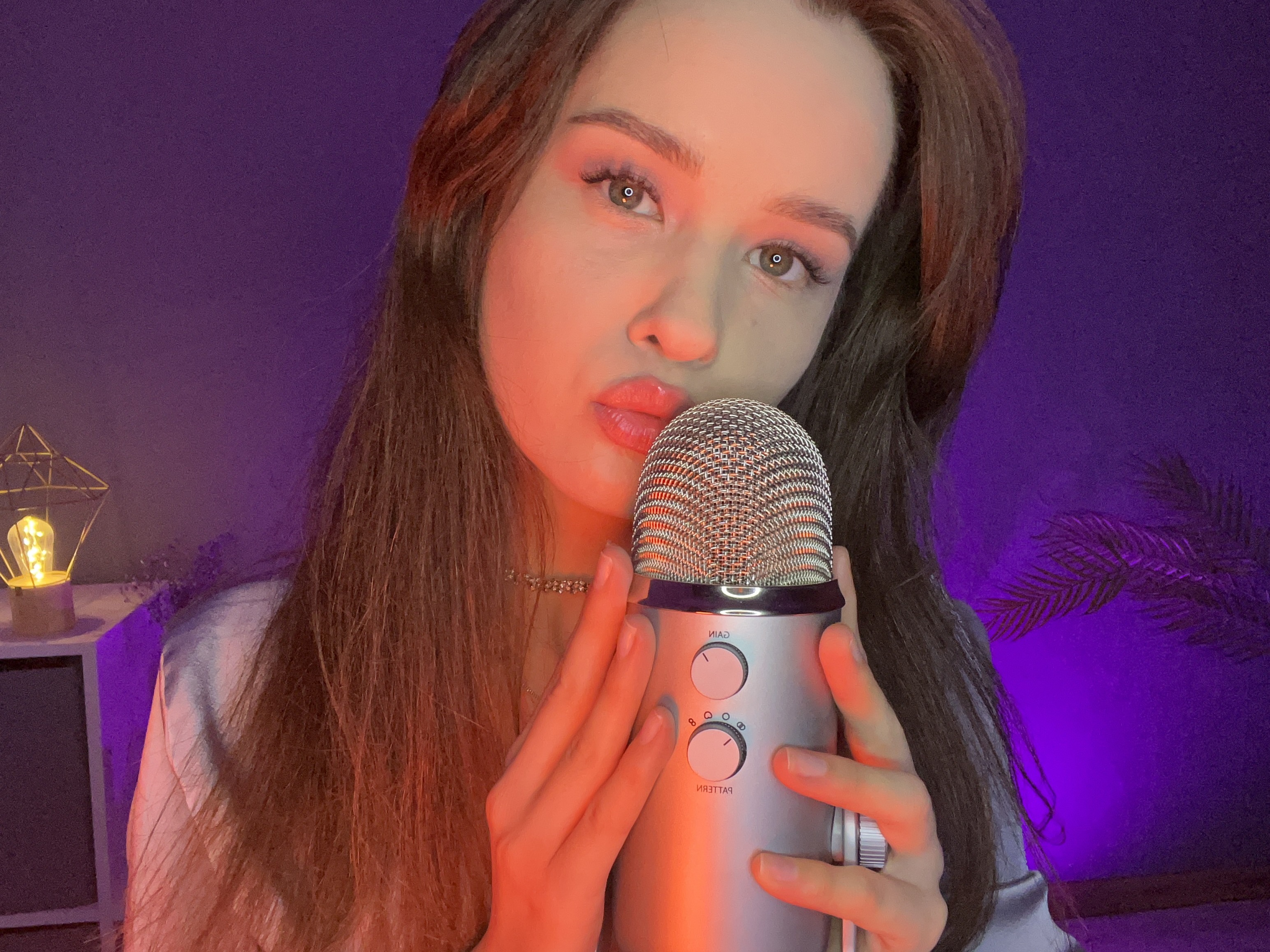 ASMR Kiss💋 Звуки поцелуев и дыхания - Darcy Harpel | Boosty