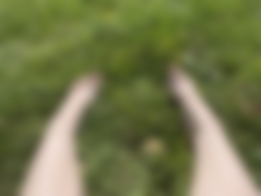 Feet’s outside 💚 - rstrfckr | Boosty