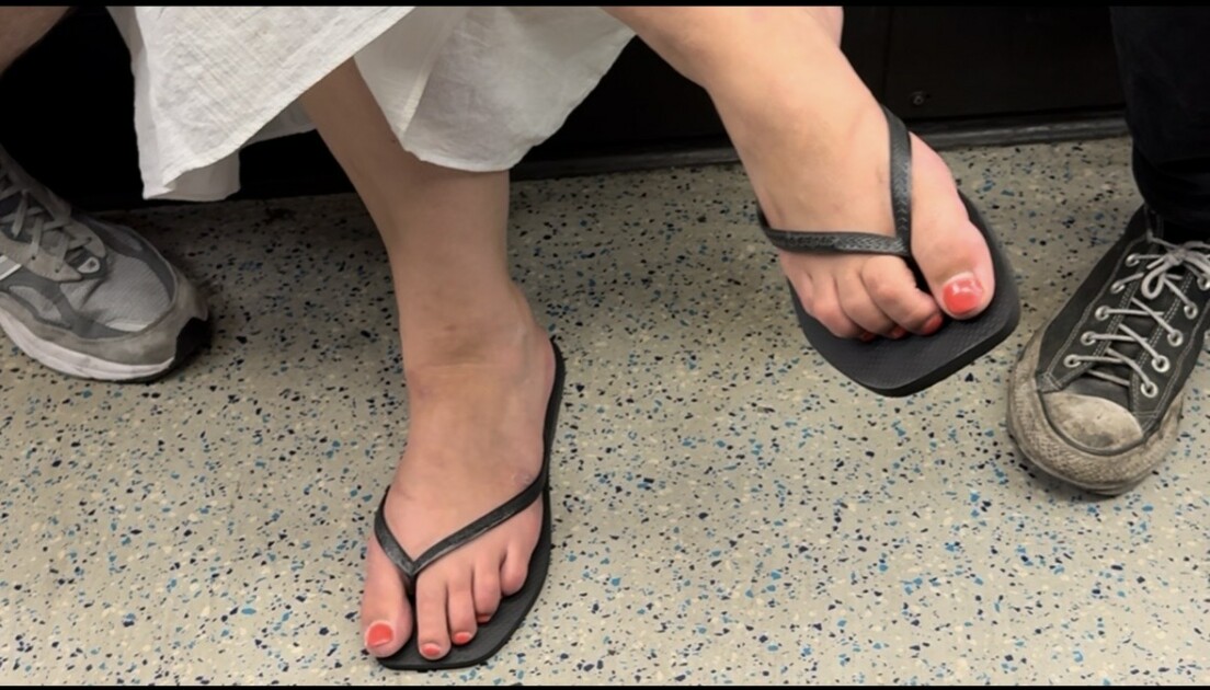 #155 - Candid public feet | Boosty