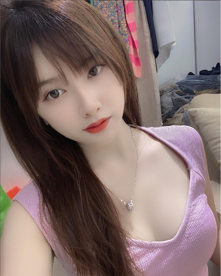 Lisa - exclusive content on Boosty