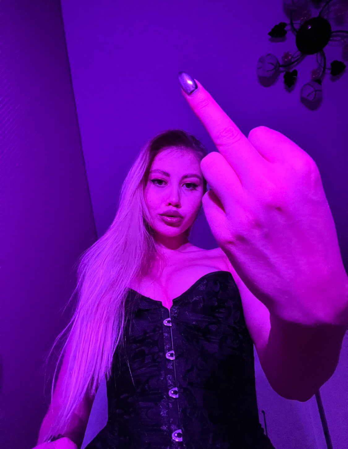 Goddess Lina Exclusive Content On Boosty