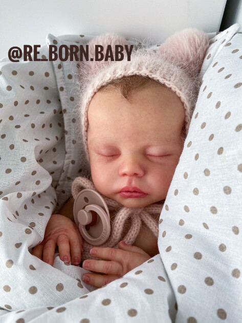 re_born.baby - exclusive content on Boosty